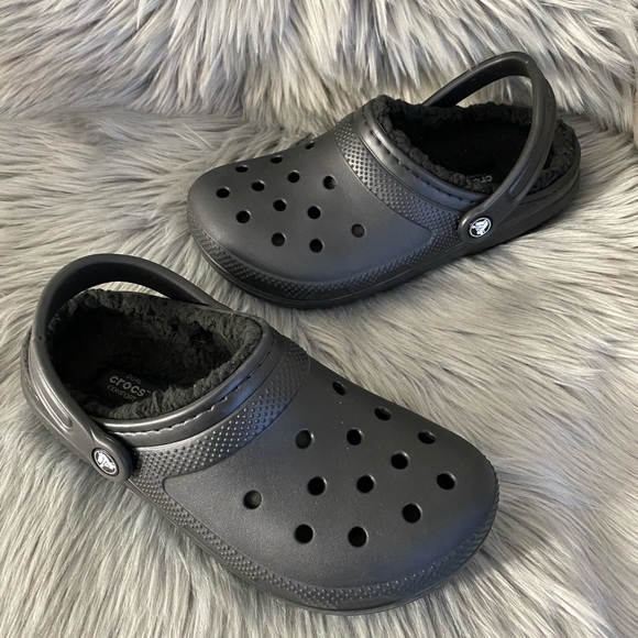 CROCS | Shoes | Crocs Womens Shearling Lined Slipon Black 8 | Poshmark